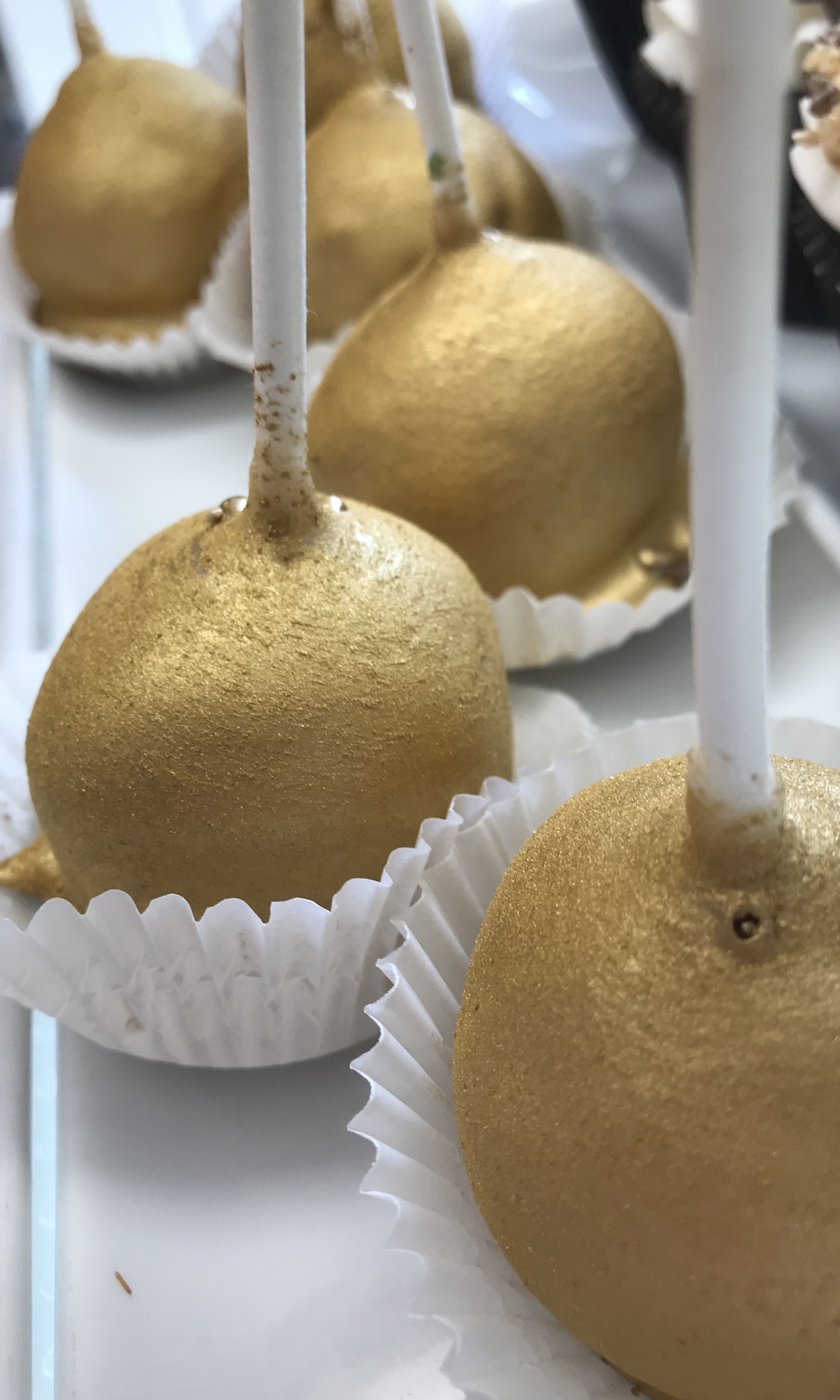 gold pops – Ms. Laura's Cakes